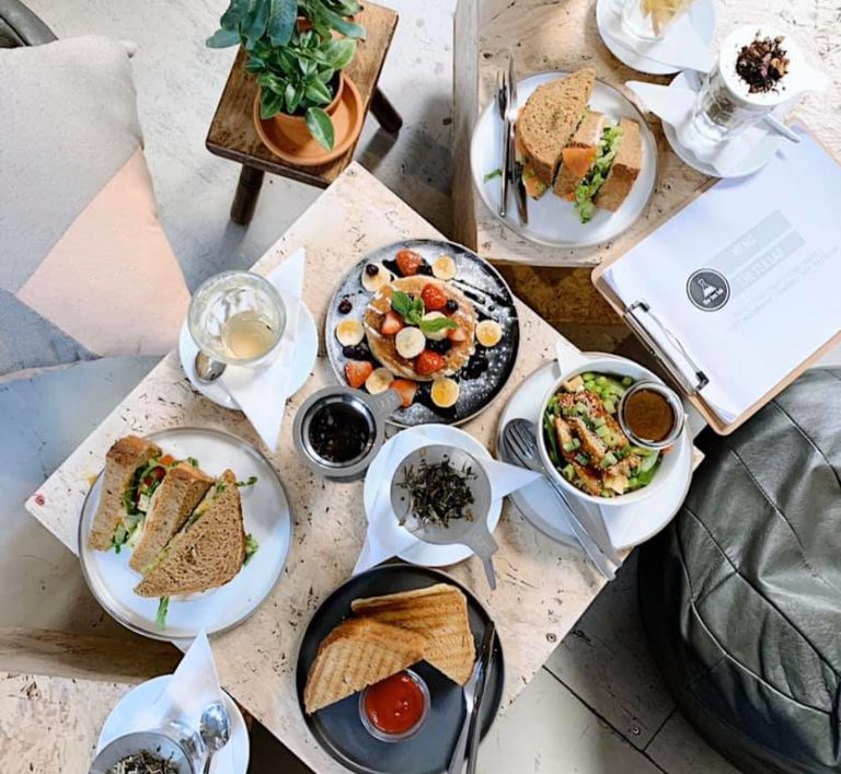 19x lunchen in Rotterdam - A Travel Note